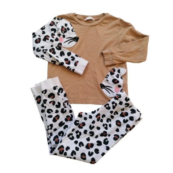Girls pyjamas 5-6 years
